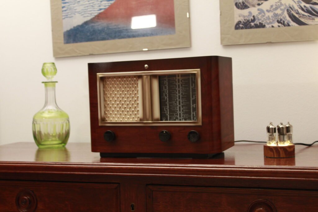 French Radios – Antica Radio